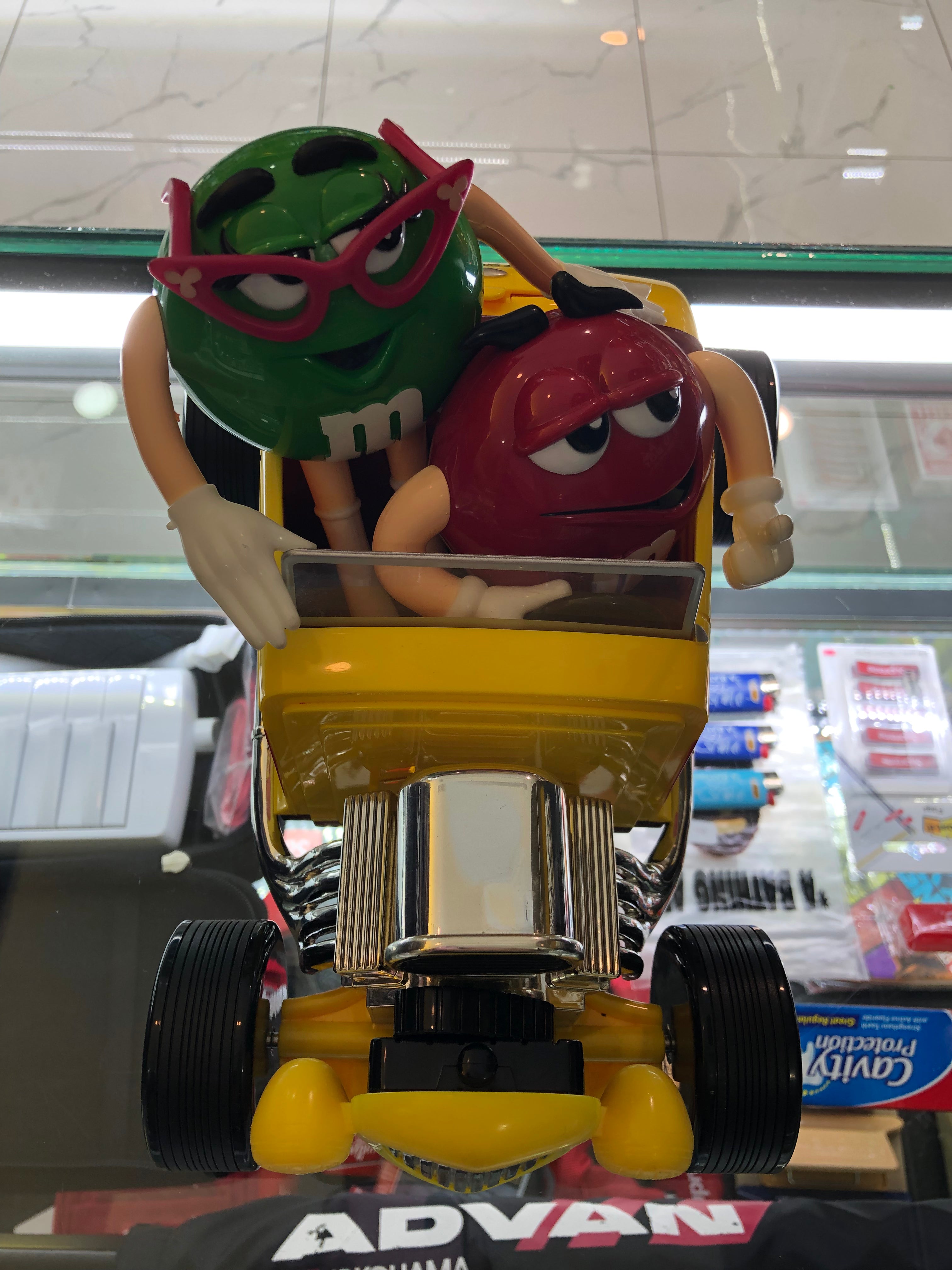 M&M Hot rod Candy Dispenser Rebel without A Clue Vintage Toy Car Colle